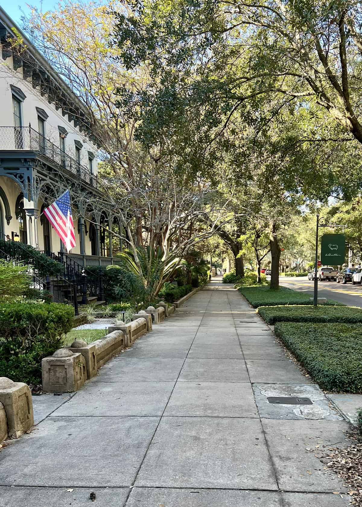 Bellwether House Savannah: A Historic Hotel